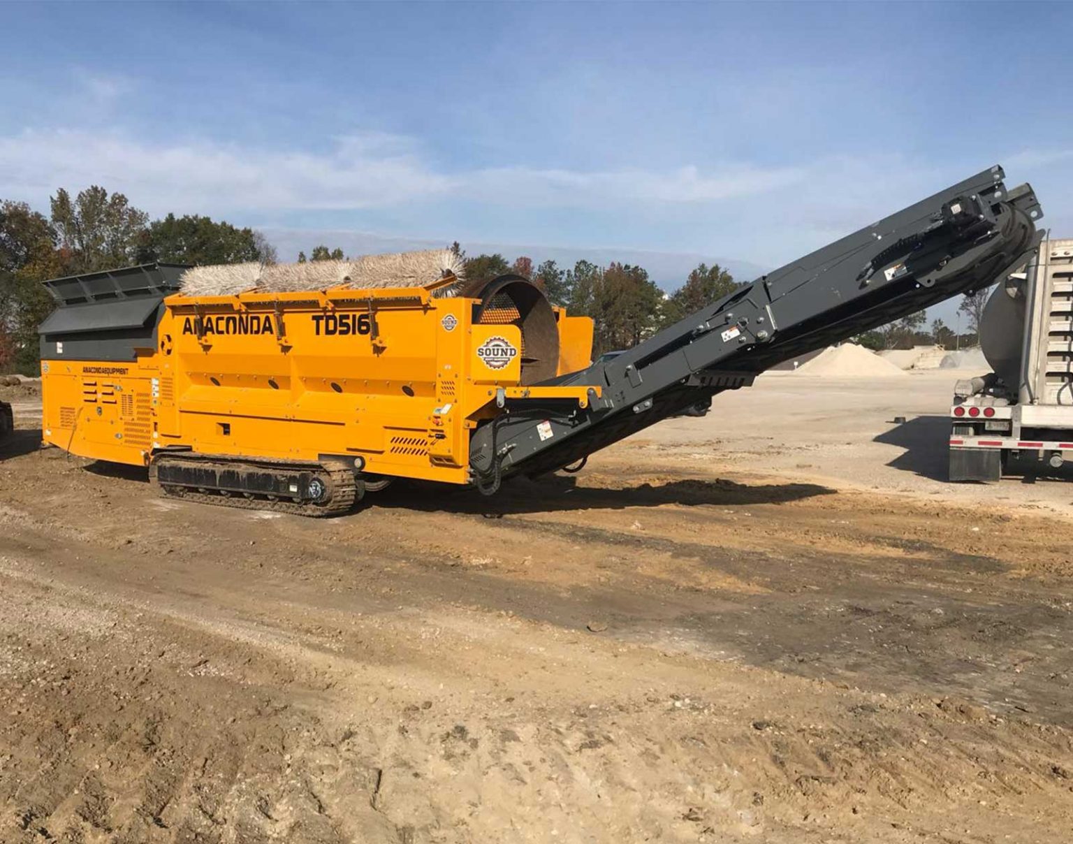 What is a Trommel Screen? A Simple Guide to How They Work - Anaconda ...